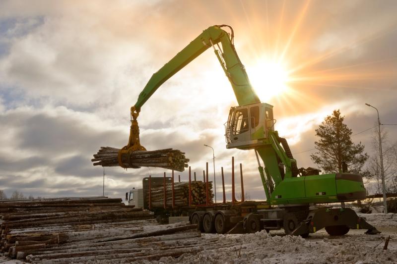 Advantages of Material Handling Trailers | Glade & Grove Supply | FL